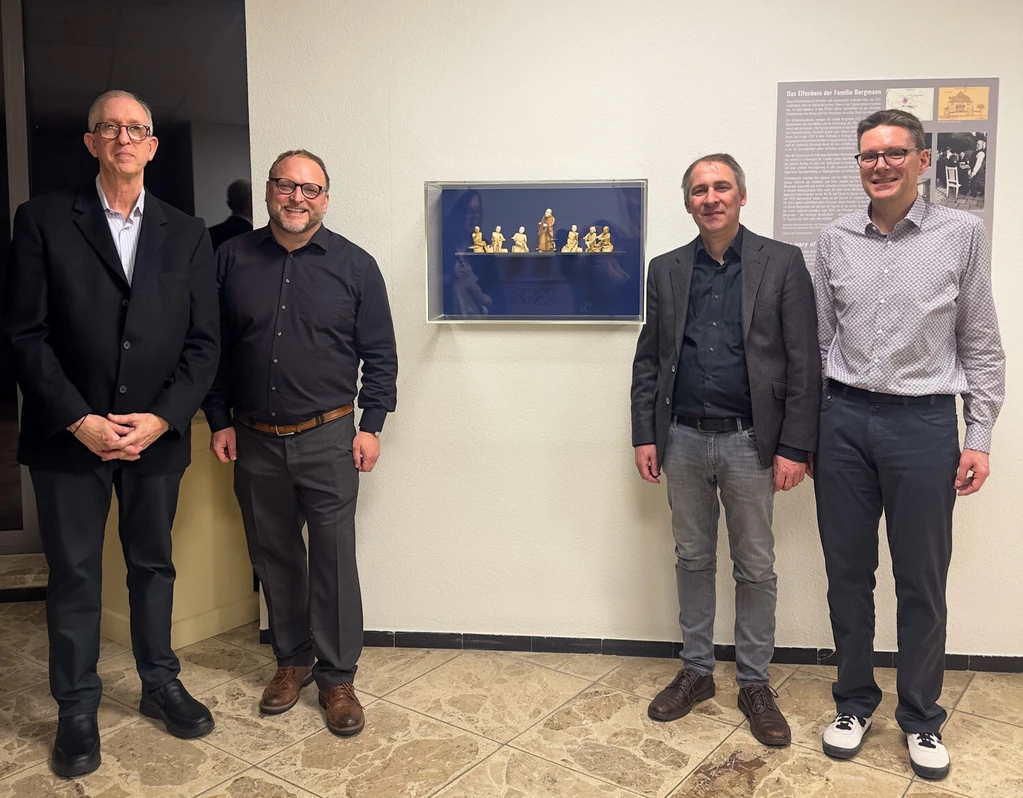 Villa Bergmann Laupheim: Von Nazis geraubte Elfenbeinfiguren kehren ...