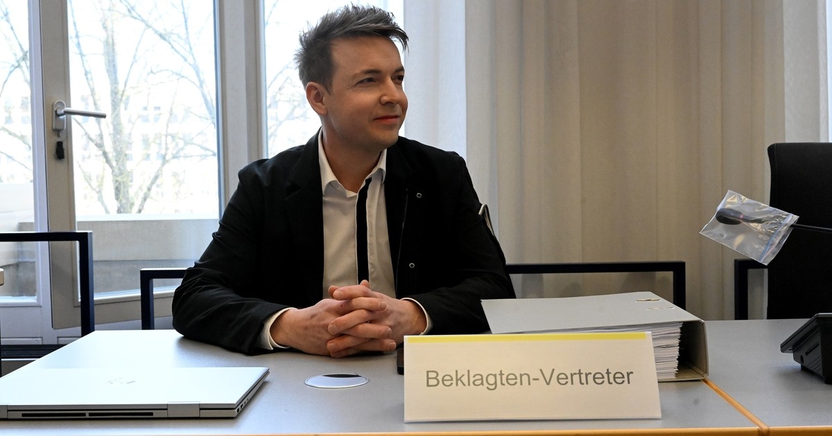 Florian Zimmer gewinnt Provisionsstreit vor Gericht | DONAU 3 FM