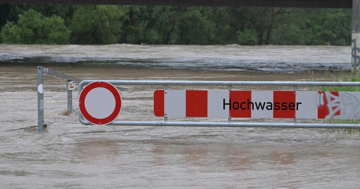 Hochwasser in Schwaben: Lage spitzt sich weiter zu | DONAU 3 FM