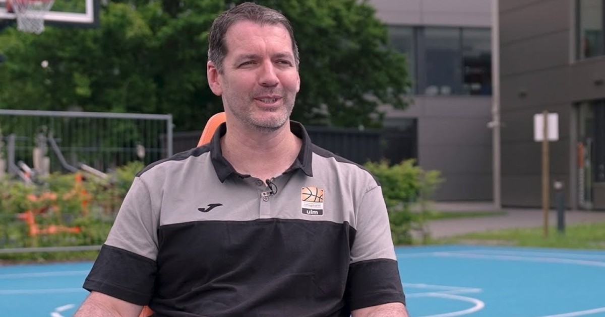 Welcome Ty Harrelson: Der neue Cheftrainer am OrangeCampus ist da ...